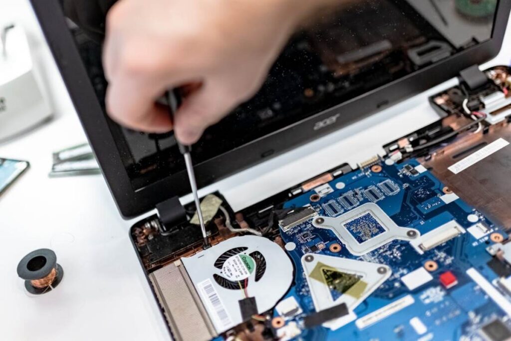 The Challenges of DIY Gadget Repair - The Cloud Vibe